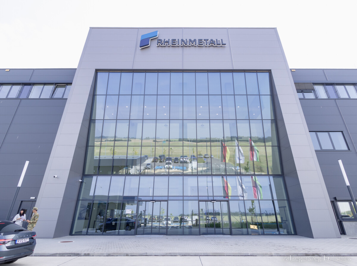 Немецкая компания Rheinmetall за 275 млн евро построит в Латвии завод боеприпасов. Производство ...